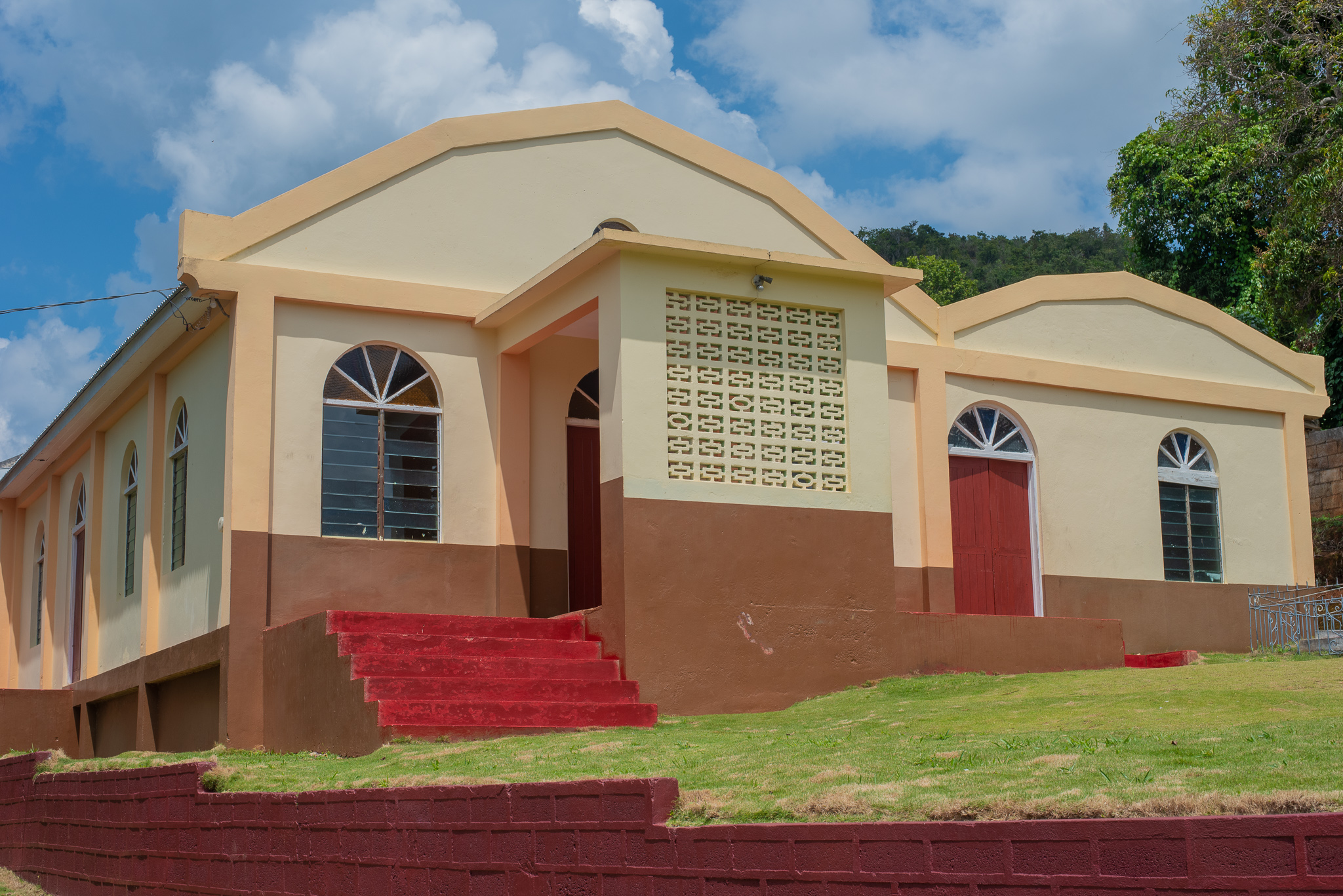 Central Jamaica Conference of Seventh-day Adventists :: Robin's Hall