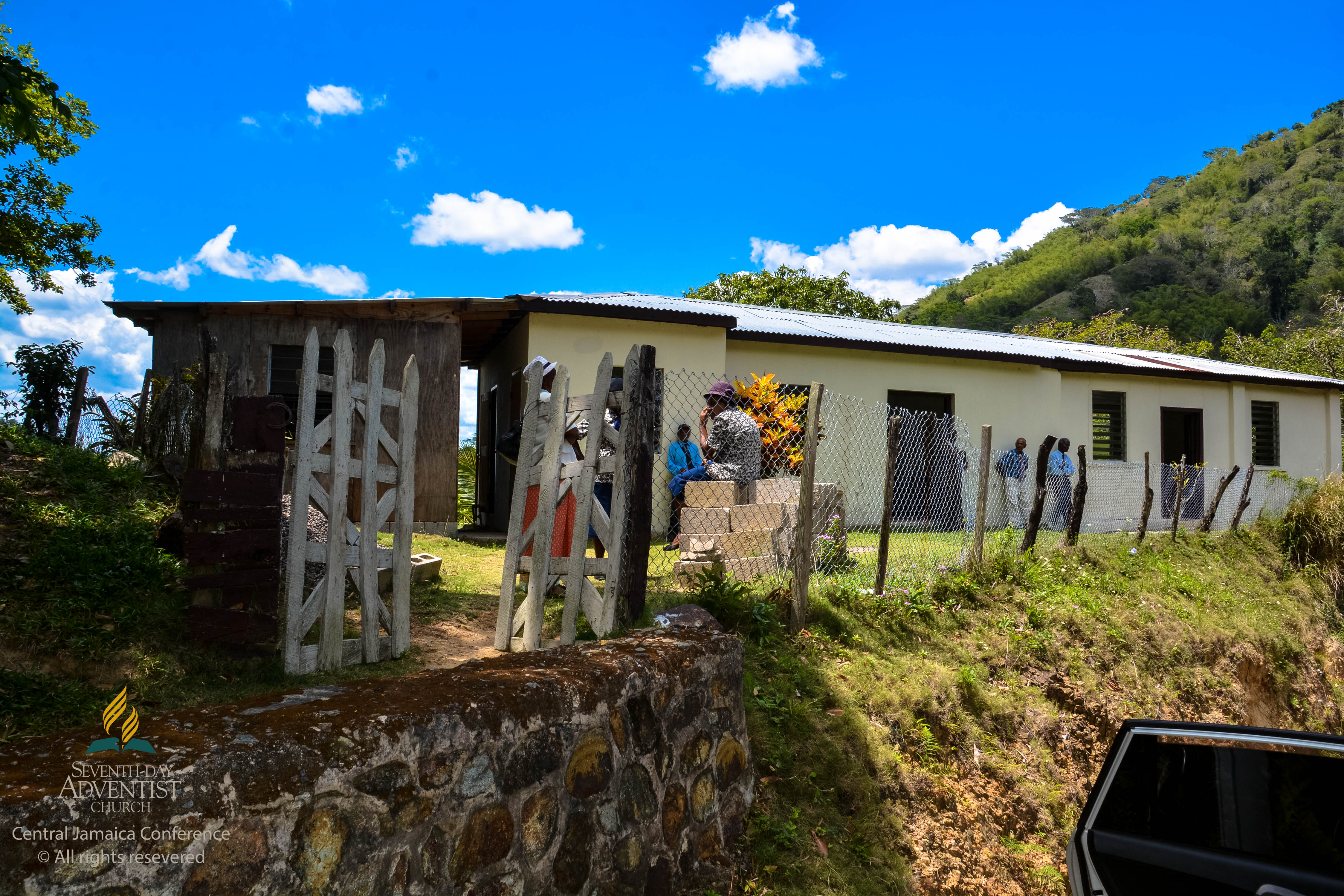 Central Jamaica Conference of Seventh-day Adventists :: Bellas Gate